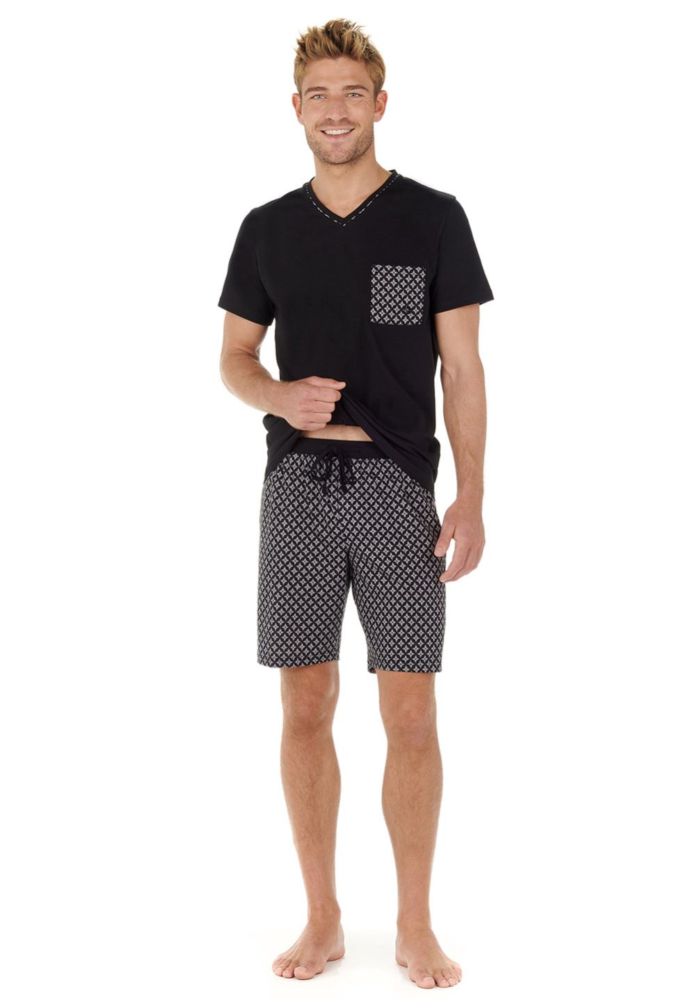 Les 10 meilleures marques de pyjamas pour homme à découvrir ici